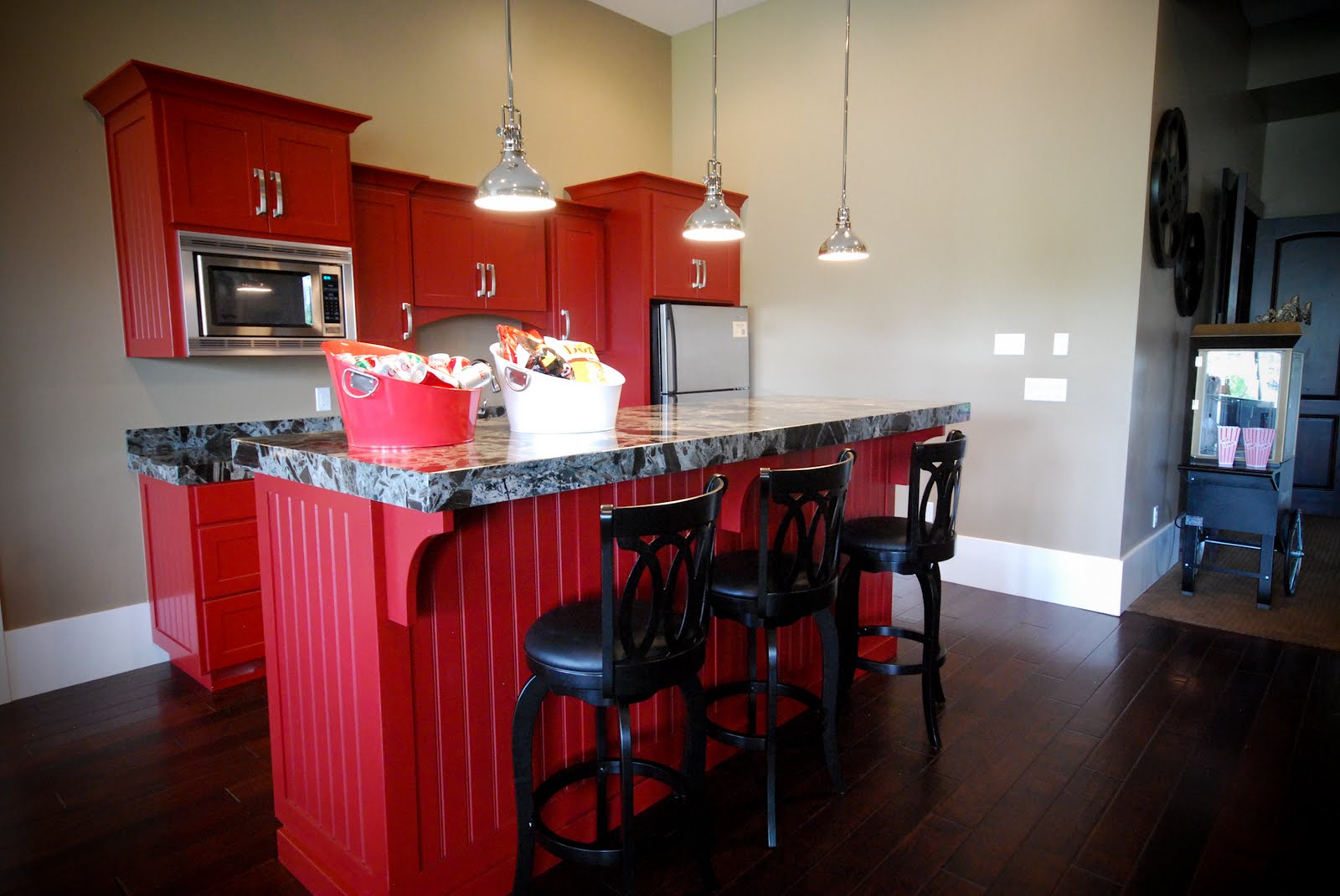 The Granite Gurus: Parade Home #10...Master Bath, Downstairs Kitchen ...