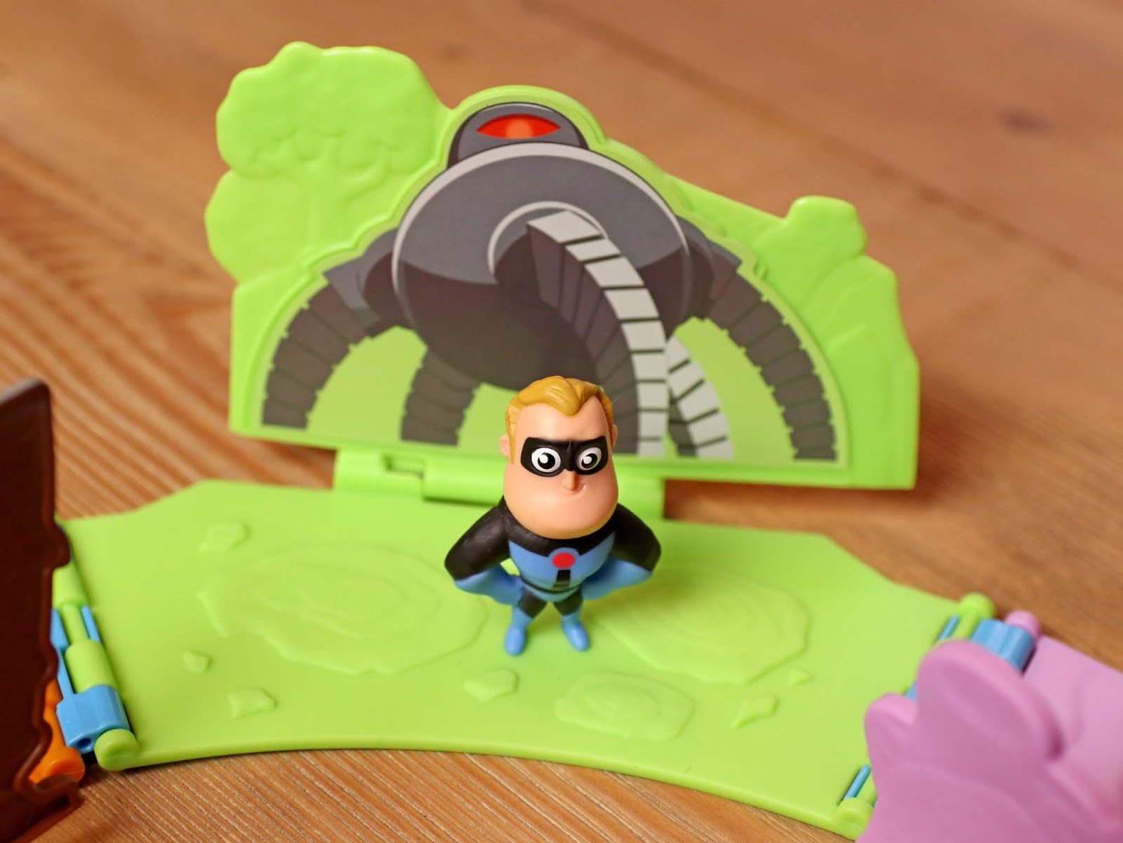 Dan the Pixar Fan: Mattel Pixar Minis "World of Pixar Playset" Review