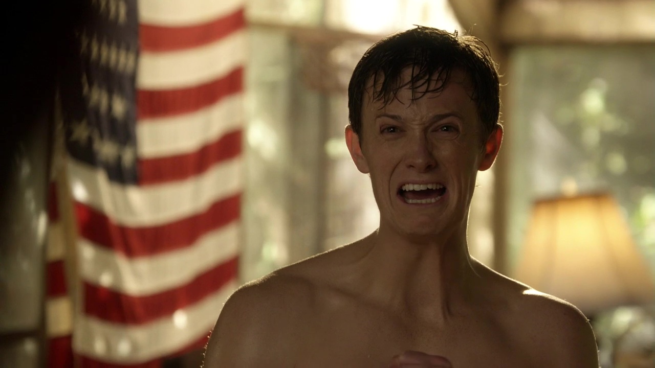 ausCAPS: Ross Philips shirtless in Hart Of Dixie 1-19 "Destiny & Denial"