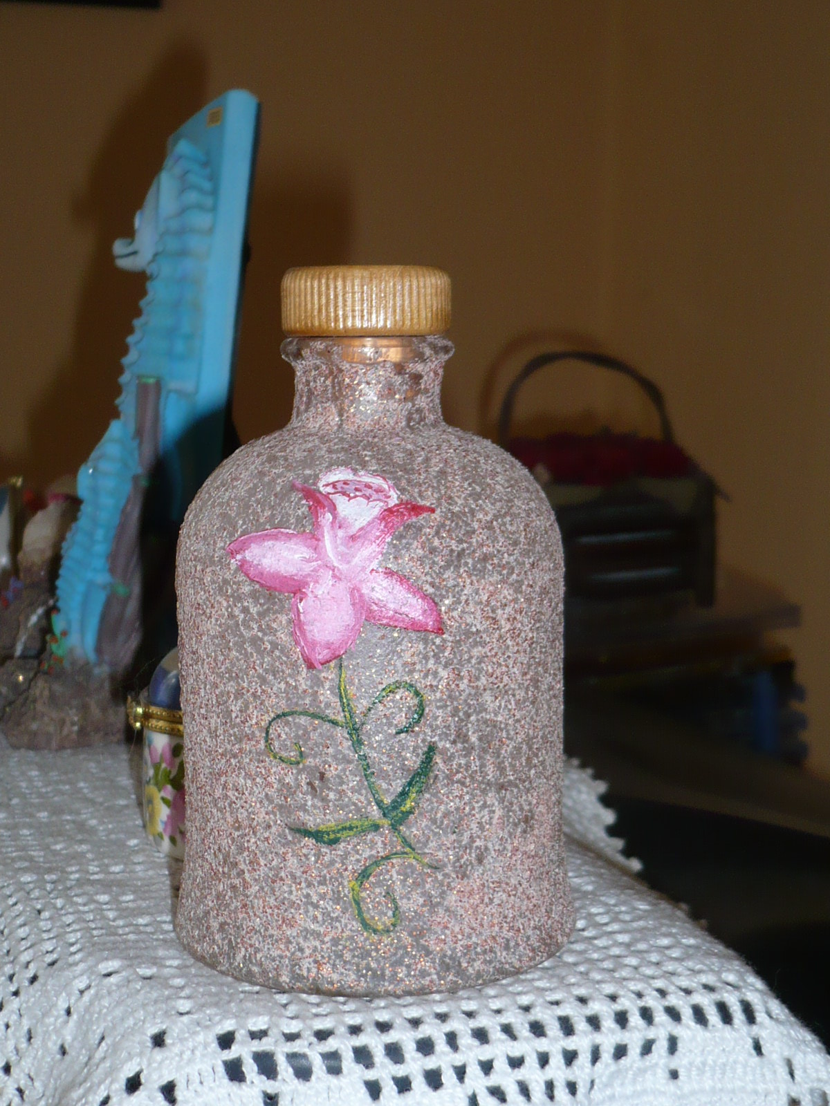 Mis cosas: Botellas pintadas con arena