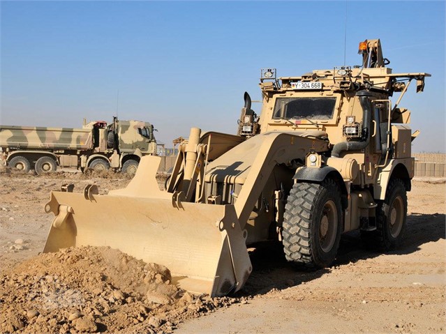 US ARMY BLOG: HMEE-1 (High Mobility Engineer Excavator)