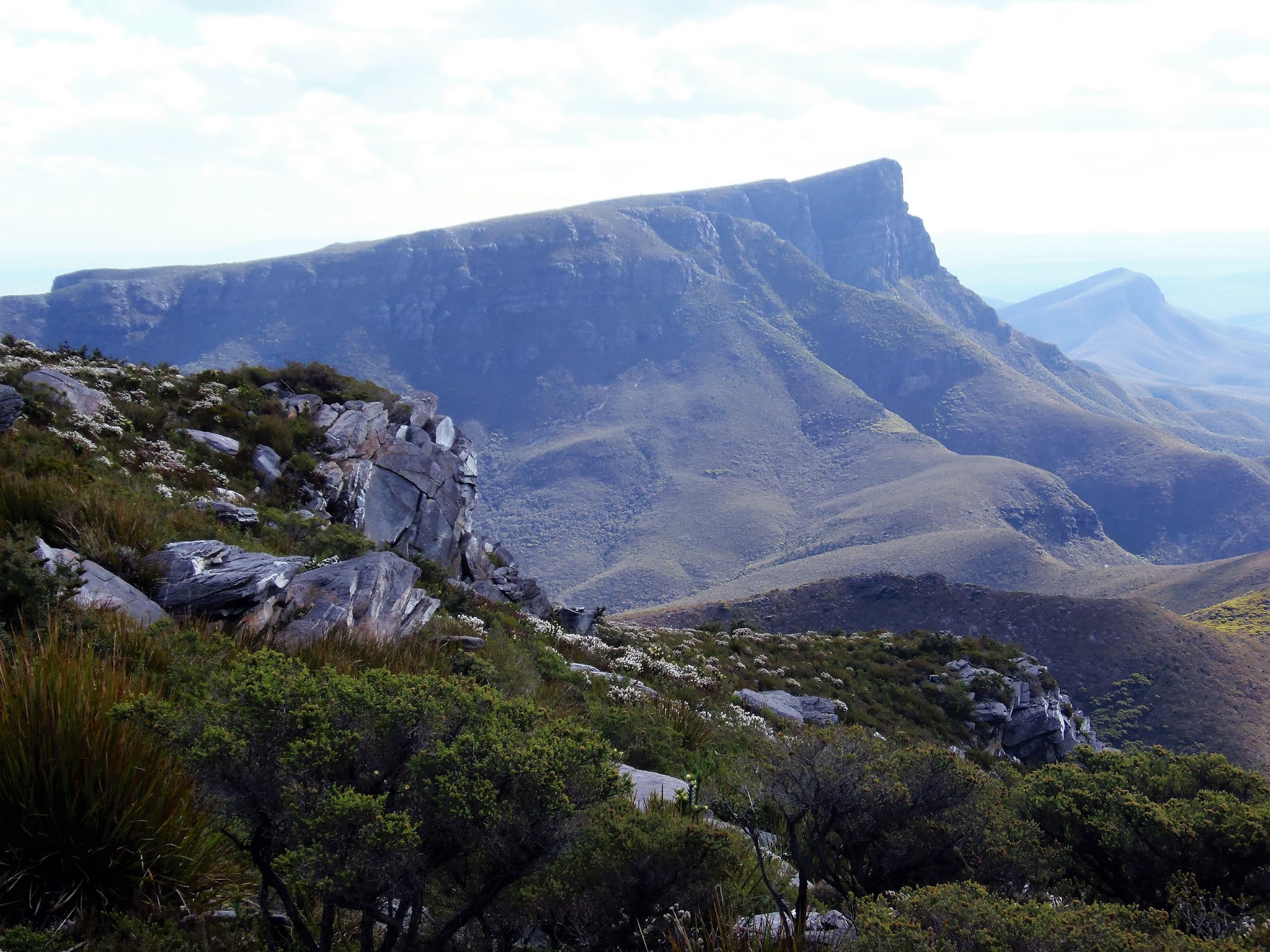 Goin' Feral One Day At A Time: Bluff Knoll Carpark to First Arrow ...