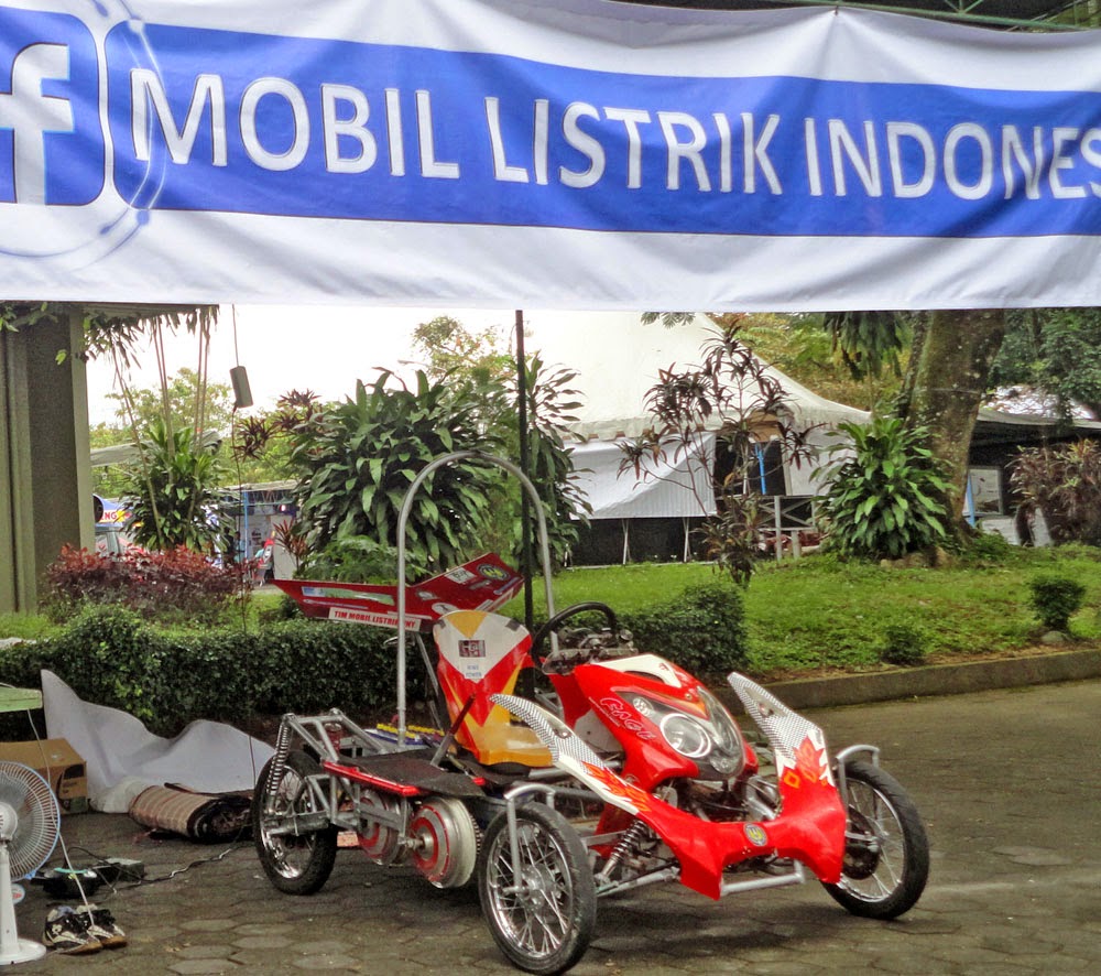 CARA MEMBUAT MOBIL LISTRIK SEDERHANA UNTUK KOMPETISI BALAP / WAHANA ...