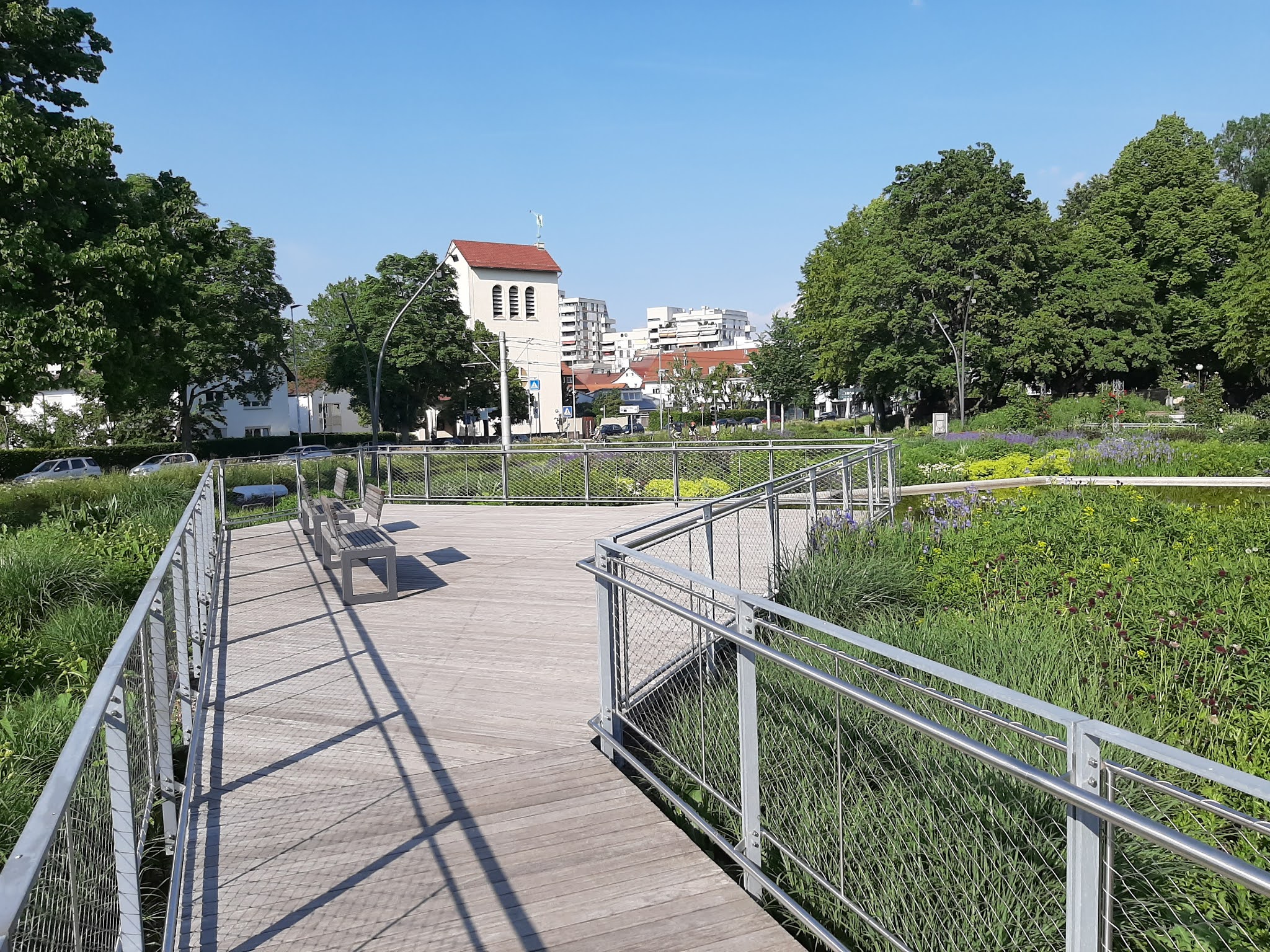 Wege in der Region Stuttgart: Der Alte Friedhof und der Park der ...