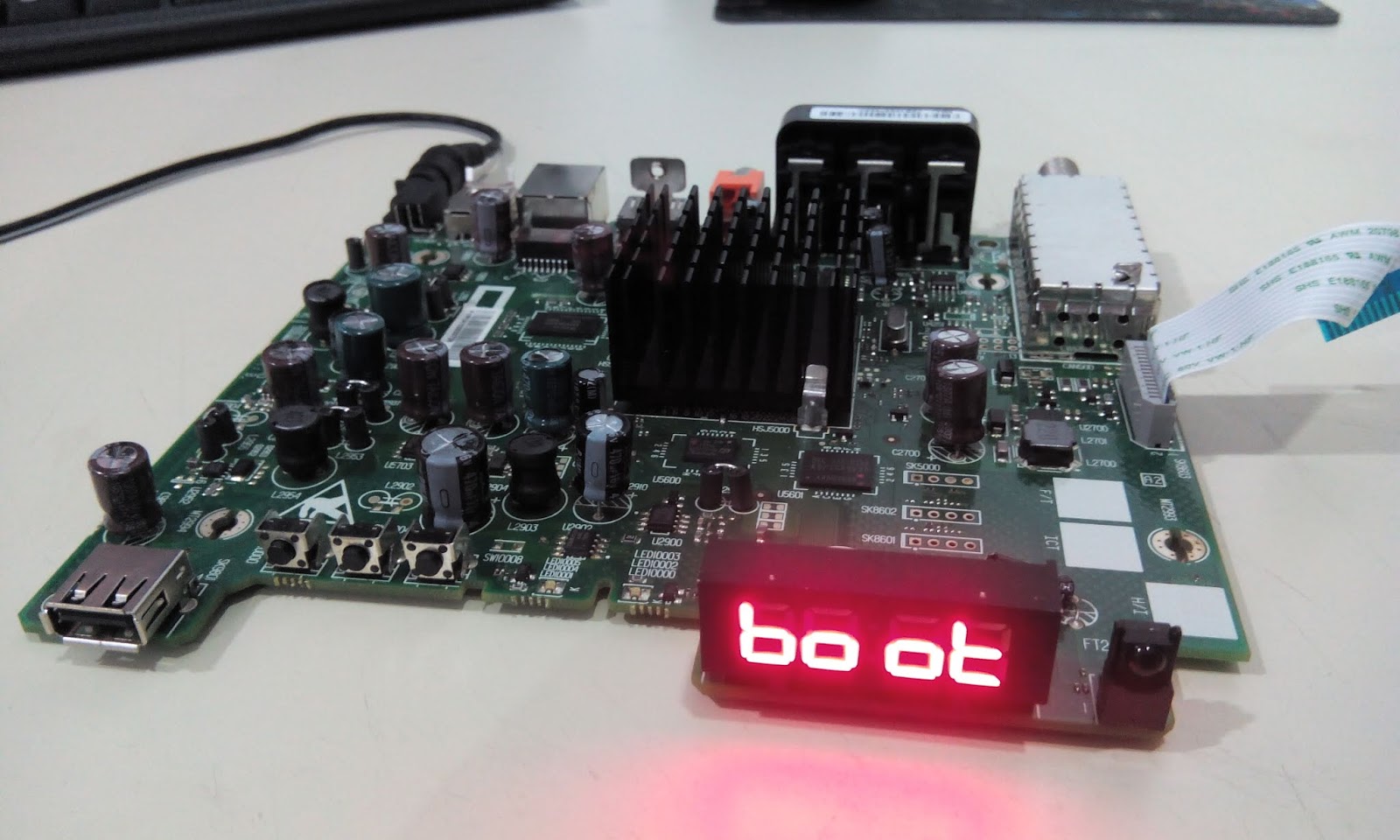 Life Begins at Forty: Astro decoder repair (Model: DS830NA)