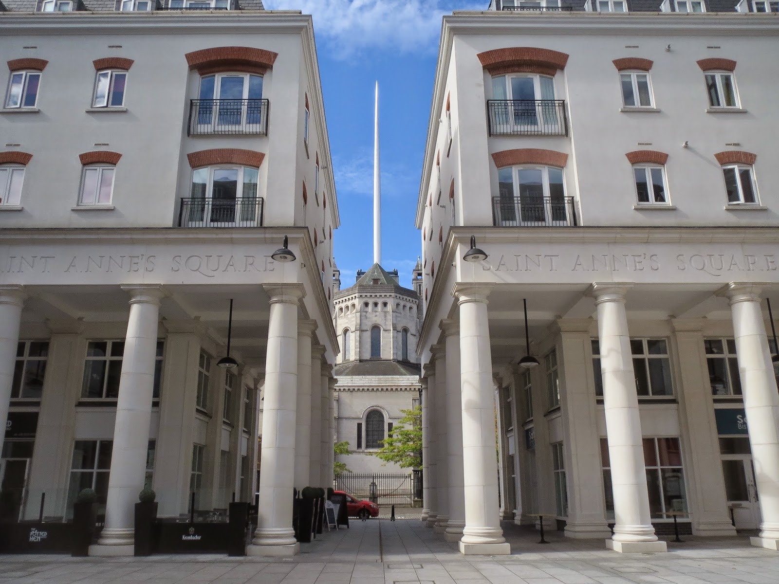 Lord Belmont in Northern Ireland: Belfast's Cathedral Quarter