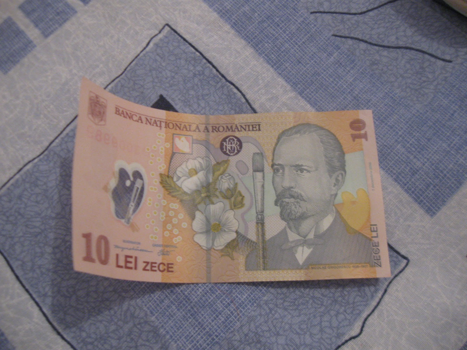 « Moi, toi, unis par la Gastronomie!...: A moeda romena