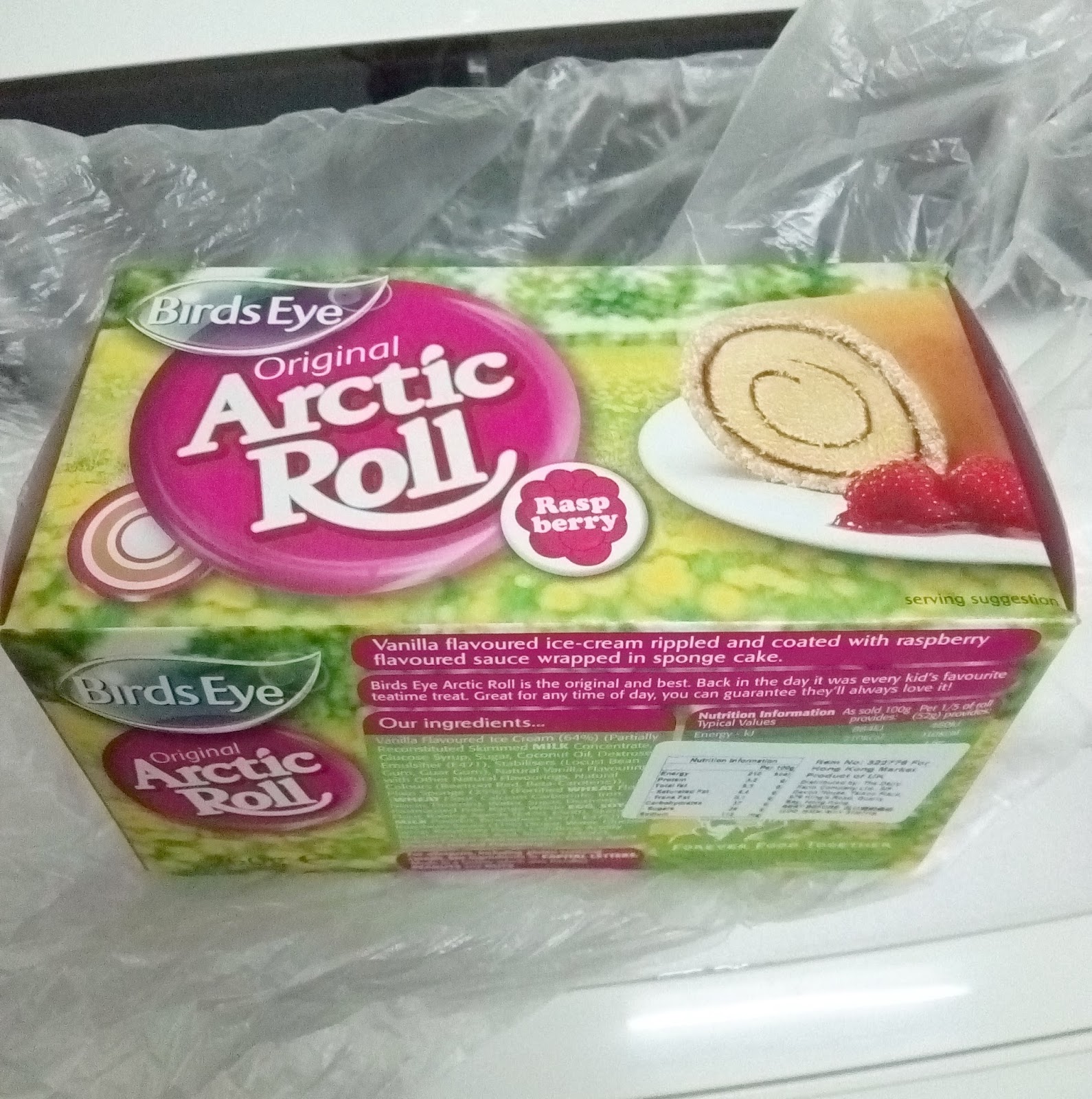 Supersupergirl's Food Reviews: [Arctic Roll] by Birds Eye
