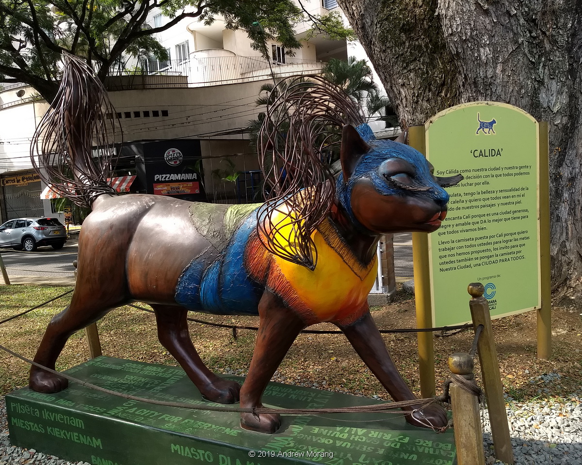 Urban Decay: Catty in Cali (Parque El Gato De Tejada) - Travels in ...