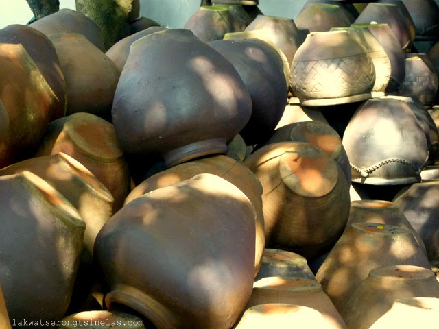 ABEL WEAVING AND PAGBURNAYAN - Lakwatserong Tsinelas