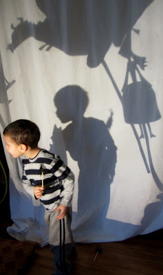 art and soul preschool: Shadow Puppets and Overhead Projector Excitement!