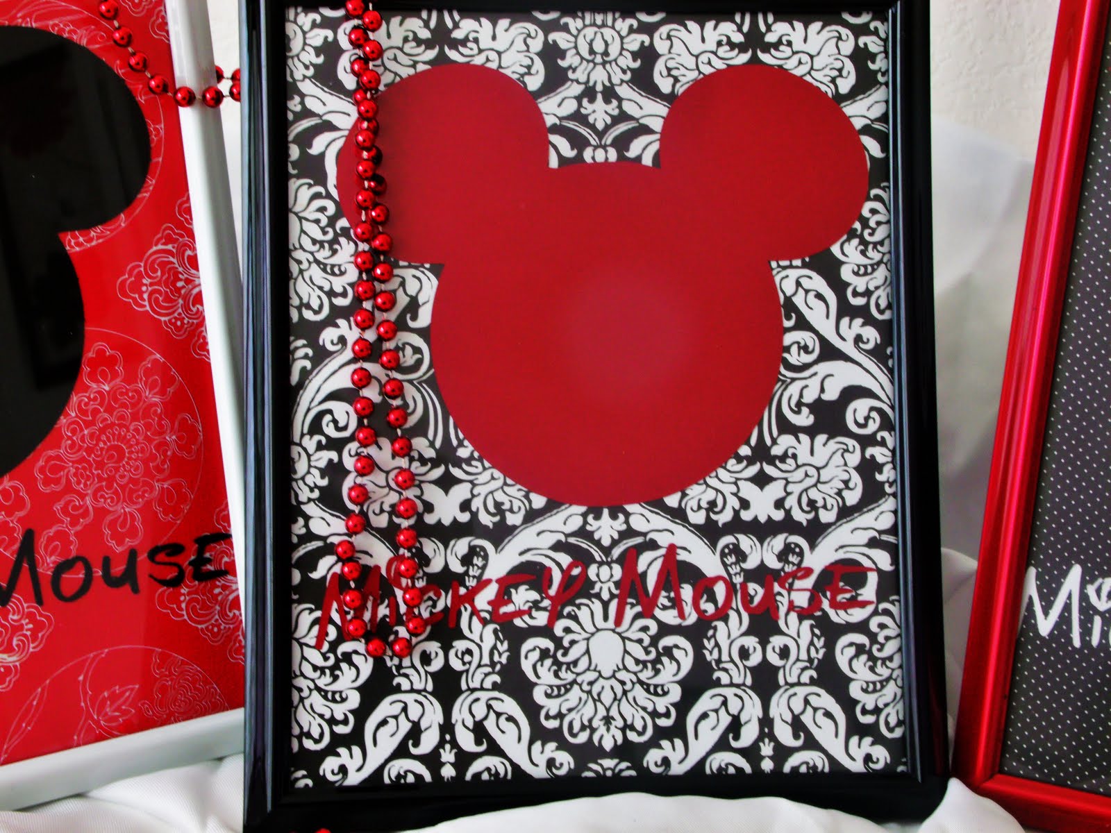 DIVA OF 5: Mickey Mouse Frames