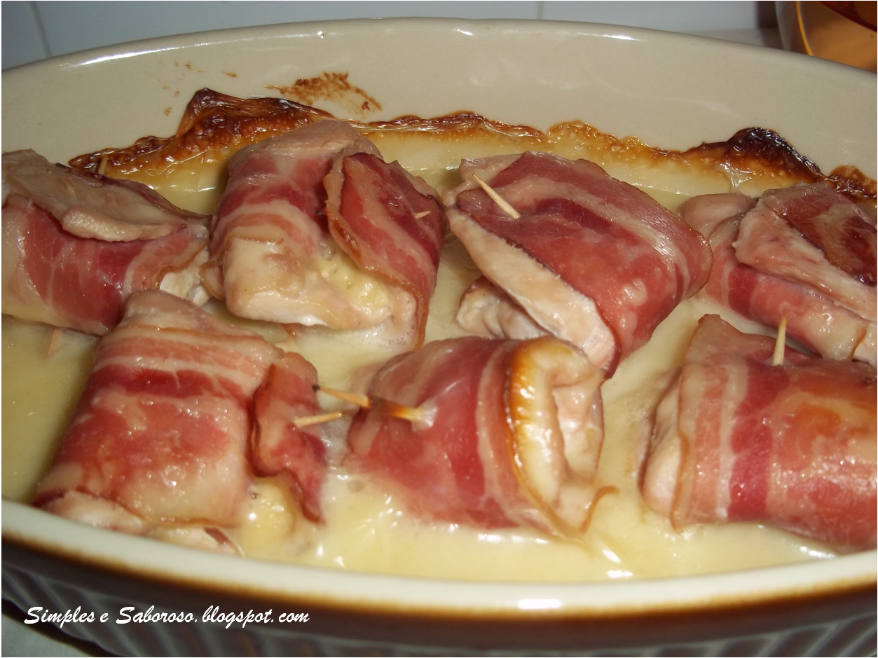 Simples e Saboroso: Enroladinhos de Frango e Bacon
