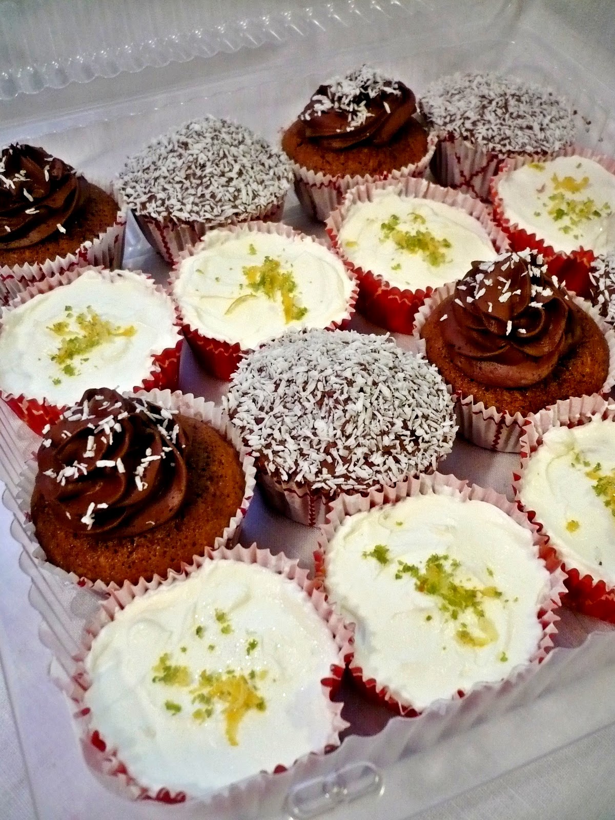 Mini limun/limeta tortice od sira :) Mini lime/lemon cheesecakes ...