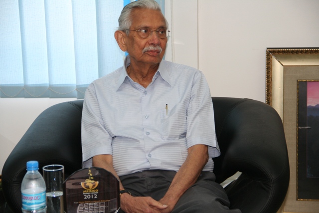 Former leader of Freemason in Tanzania, Sir Andy Chande pass away - MDADISI