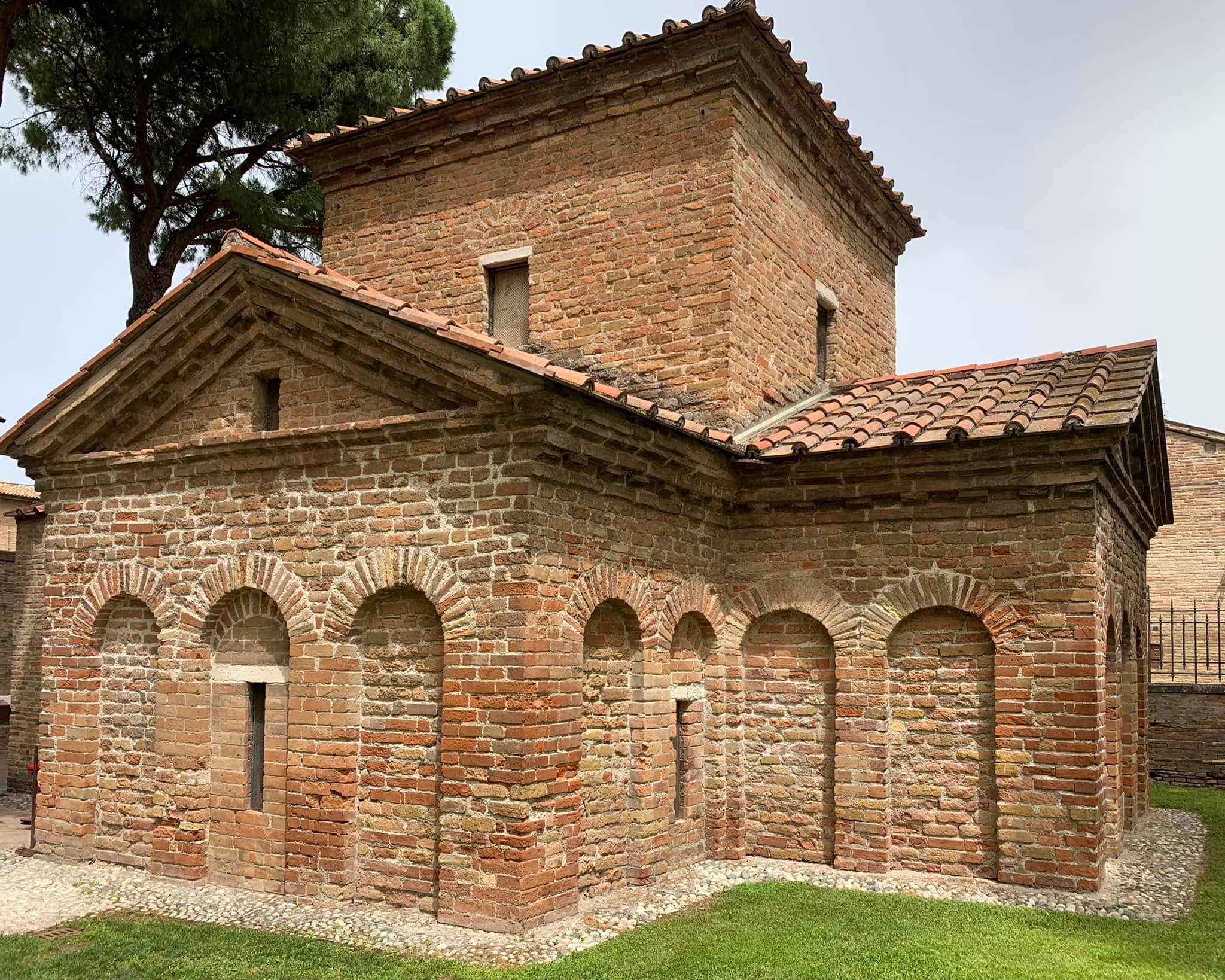 New Liturgical Movement: The Mausoleum of Galla Placidia in Ravenna