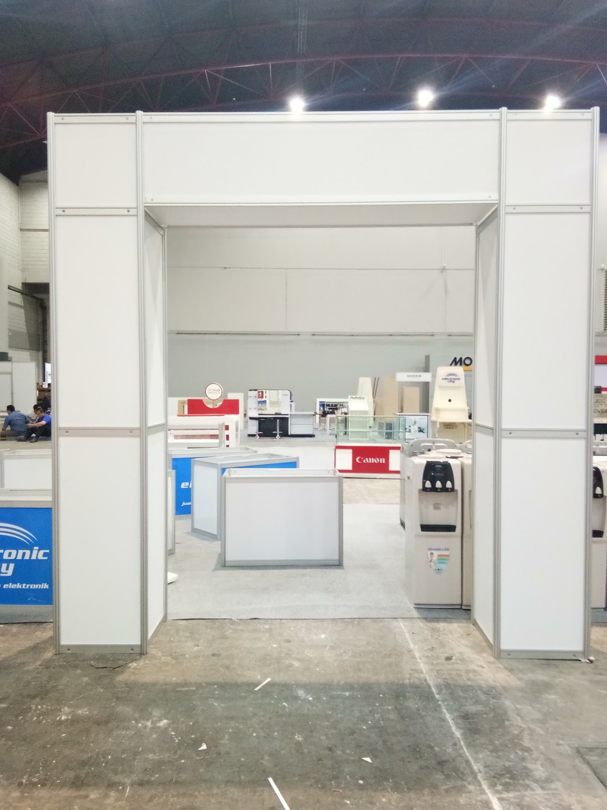 jual gate partisi pameran R8 - Partisi Pameran Surabaya081294555319