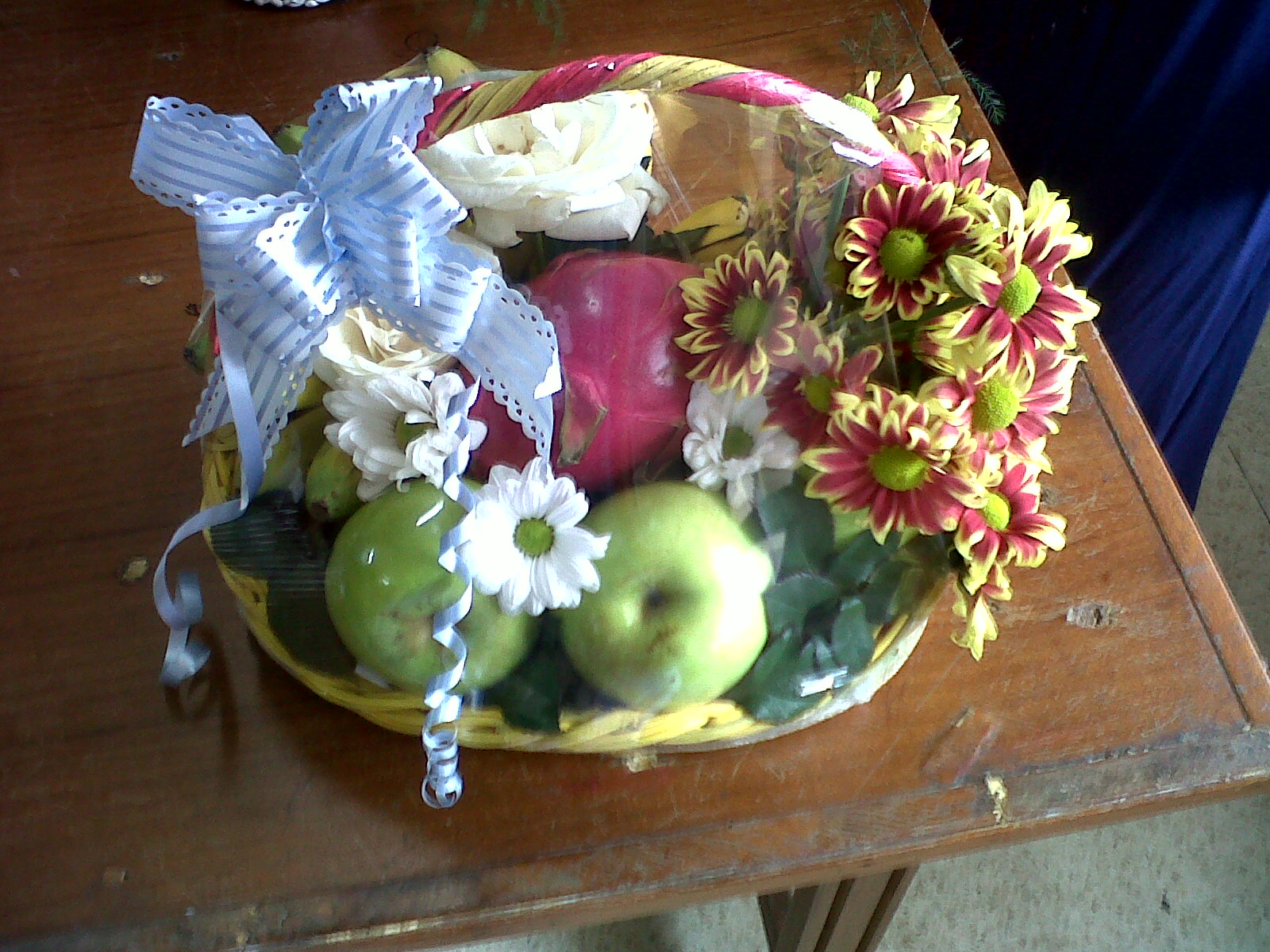 Tan-tan Kitchen: Merangkai Bunga dan Buah