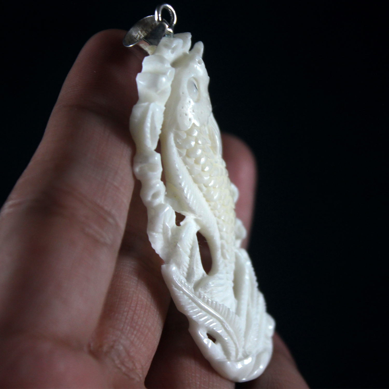 BCP0015 - Fish Pendant Bone Carving Handmade Jewelry