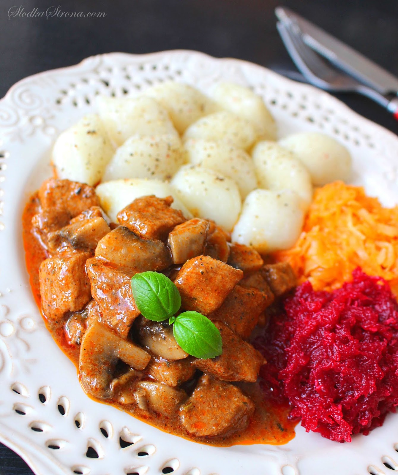 Słodka Strona: Gulasz Wieprzowy (ze Schabu) z Pieczarkami