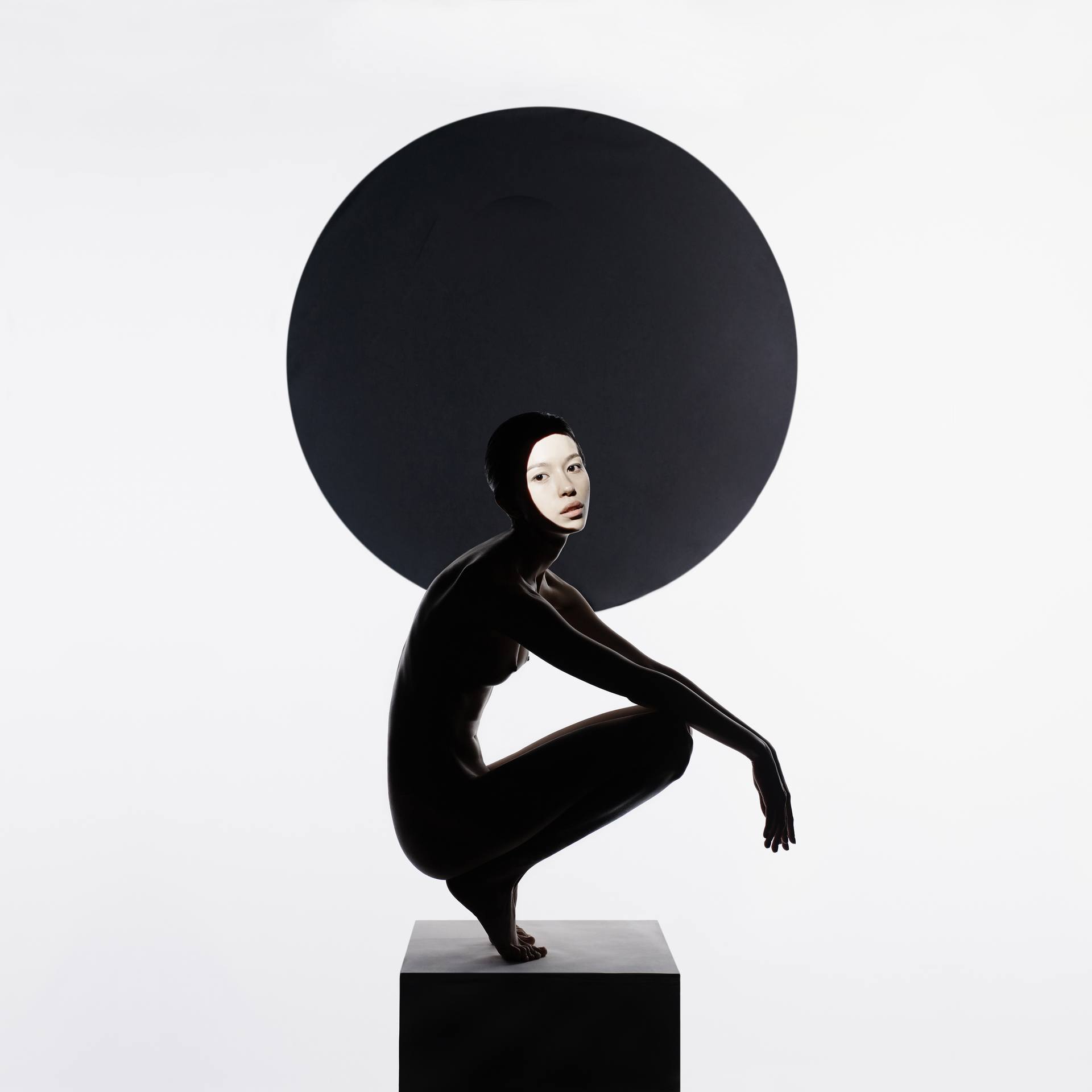 ::B L O G H I S T A∙P E R∙C A S O::: George Mayer :: Black Circle