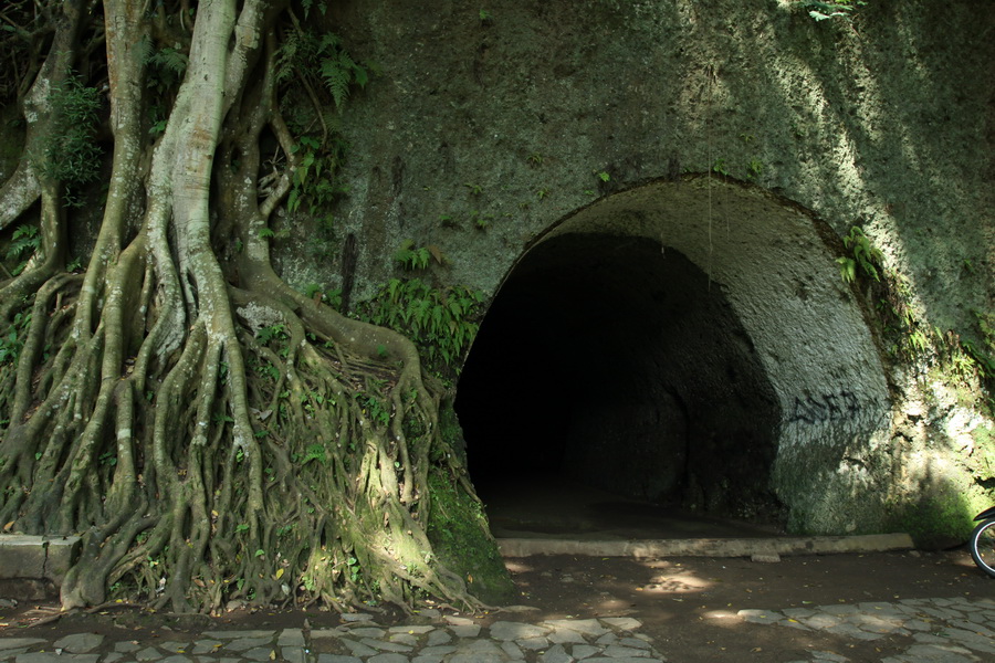 Goa Menyeramkan Dan Mistis Di Indonesia! ~ Tempat Berbagi Informasi ...