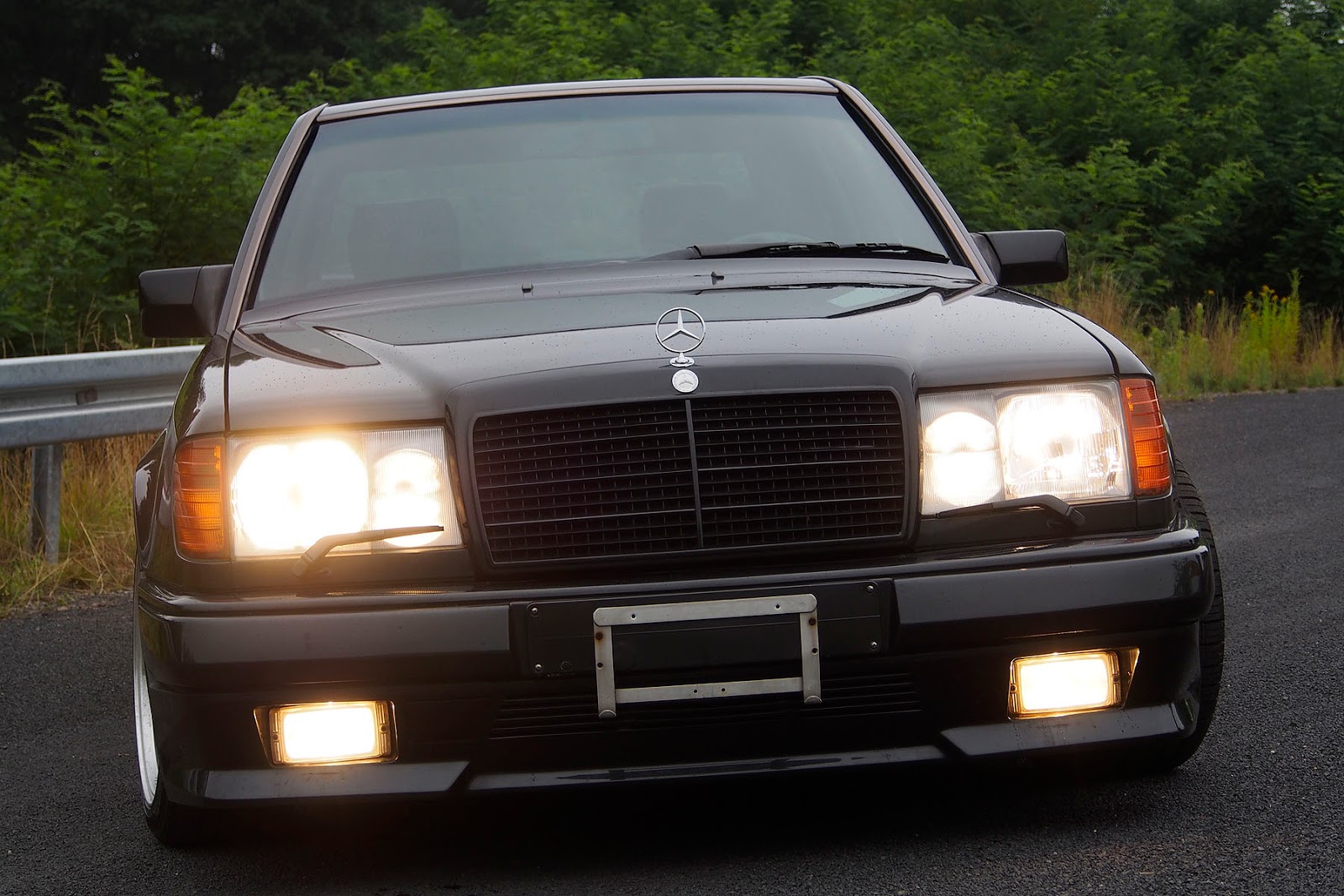 Mostbook: Mercedes Benz 420E W124 AMG