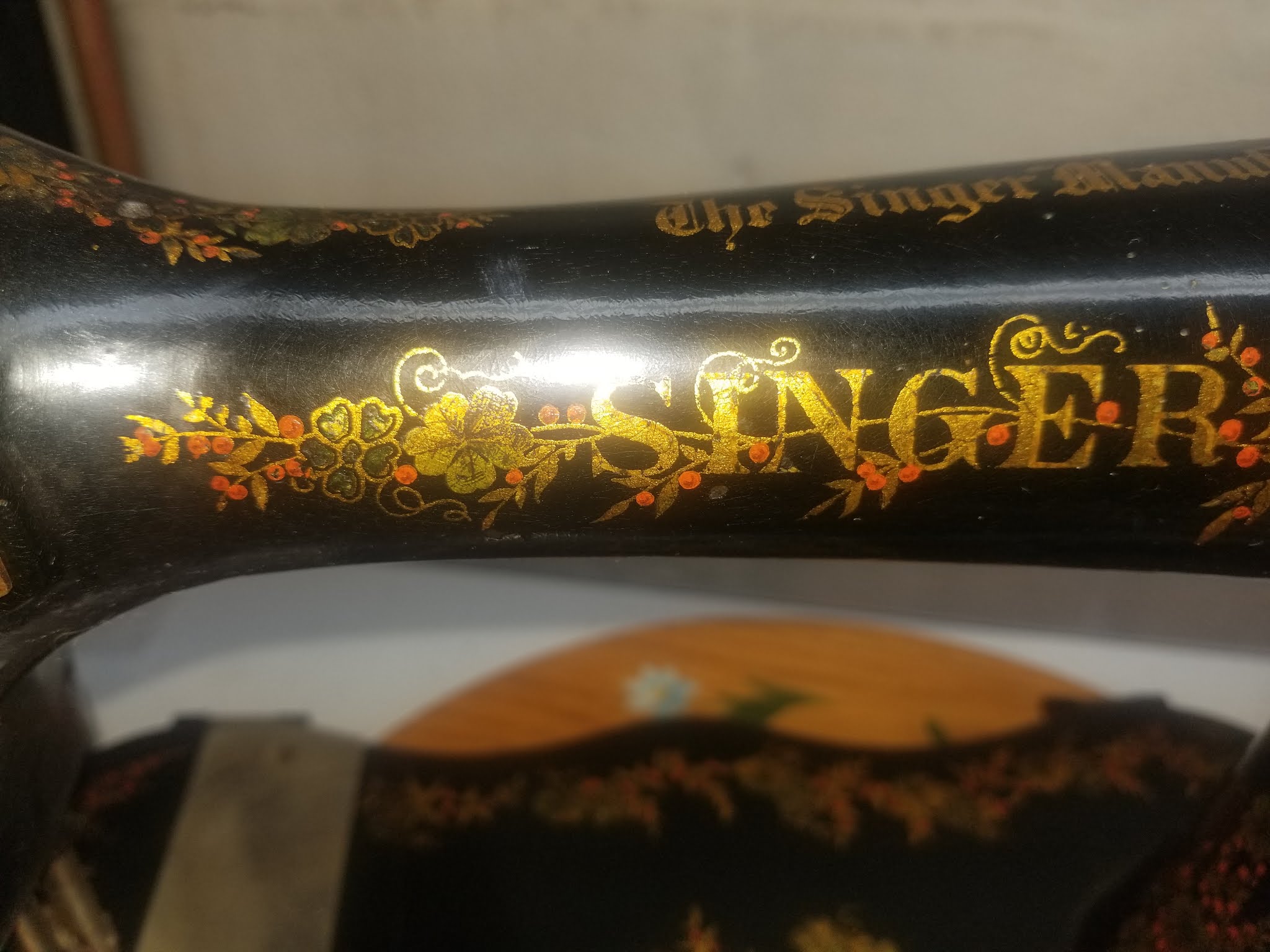 Selby Sewing Machines: 1889 Singer VS2 with Floral Decals