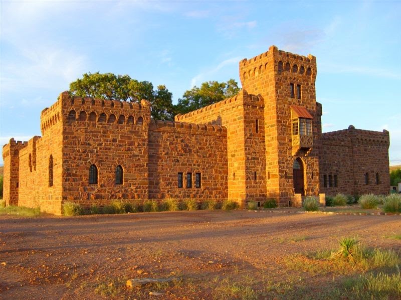 Namibia Reservations: Historic Duwisib Castle