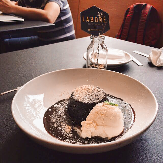 Labore Coffee Eatery, Malang