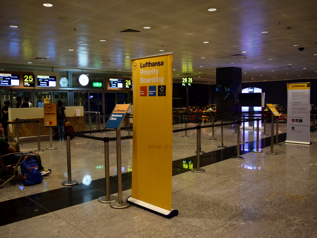 To the US: BLR to FRA on Lufthansa 755 - the Queen of the Skies!