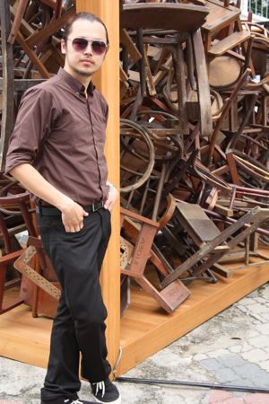 Deaf artist Leon Lim with a message Malaysia needs to hear - Deaf boleh ...