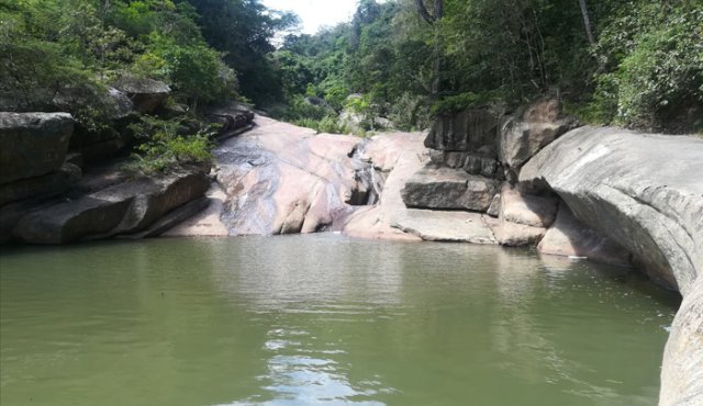 CRONICAS DE CUCUTA: 1705.- ¿POZO AZUL AREA PROTEGIDA?