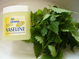 DE GULLE AARDE: brandnetel trekzalf