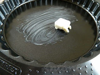 Bucataria Antoniei: Tarta din clatite marocane cu fructe