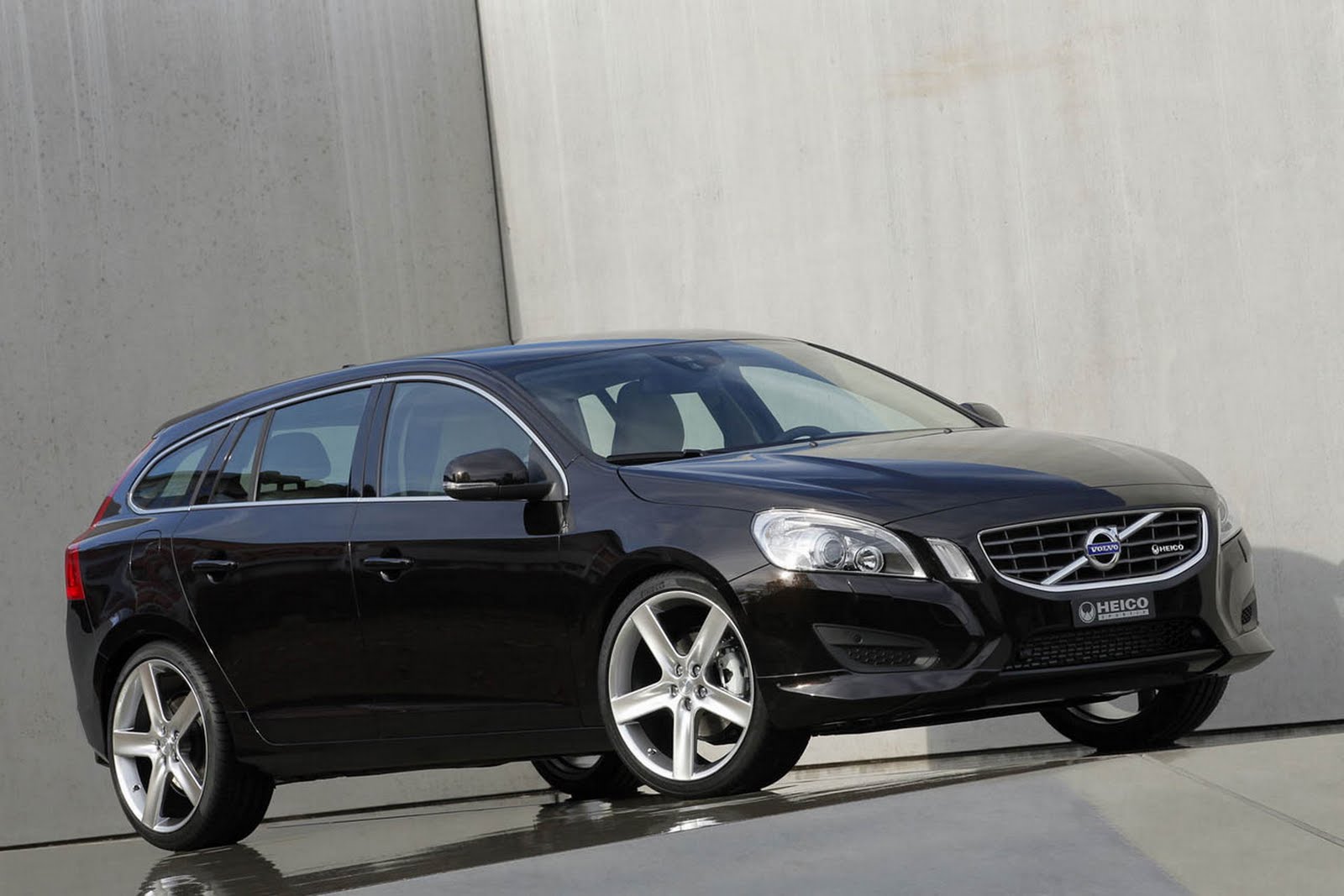 Volvo V60 2011 Stills, Wallpapers, Pictures and Photos - Well Turned Cars: Volvo V60 2011 Stills ...