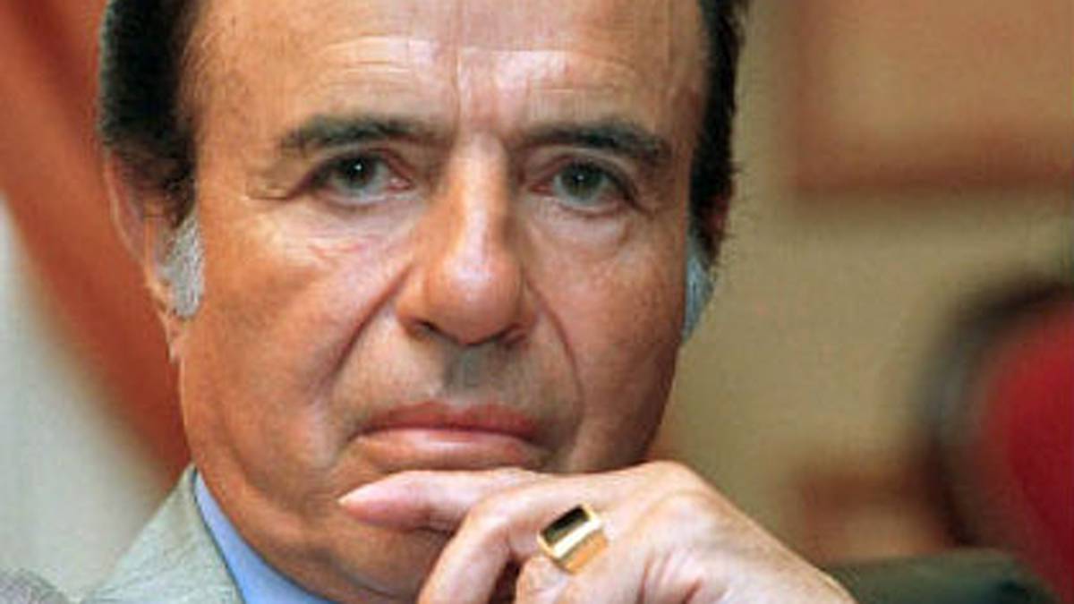 FALLECE EL EX PRESIDENTE ARGENTINO CARLOS MENEM ; GOBERNÒ ENTRE 1989 y ...