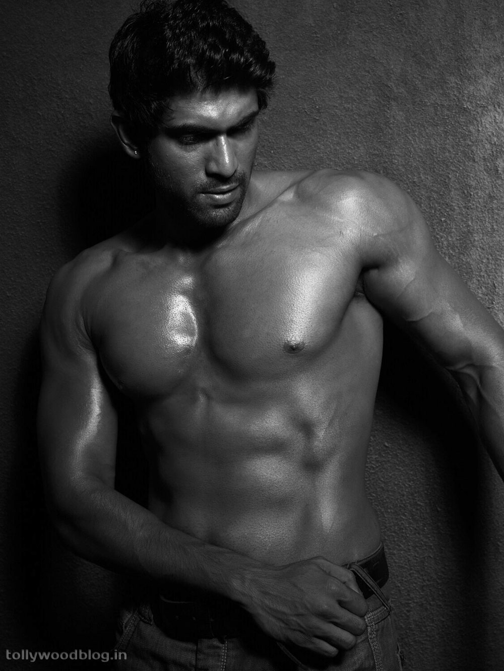 Rana Daggubati Six Pack photo shoot for Andam movie