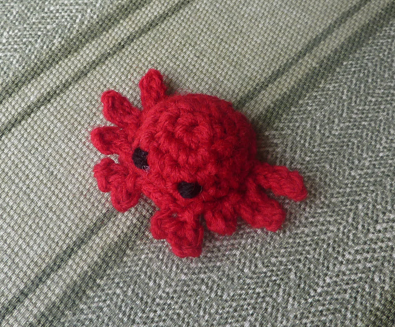 Yellow, Pink and Sparkly: Cute Little Crab