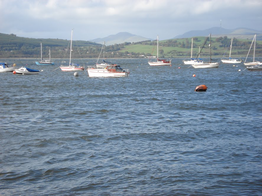 Around the Clyde: Gourock: Cardwell Bay 2011