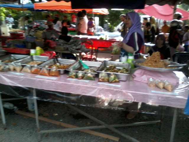 manjoi.my: Bazar Ramadhan di Gugusan Manjoi