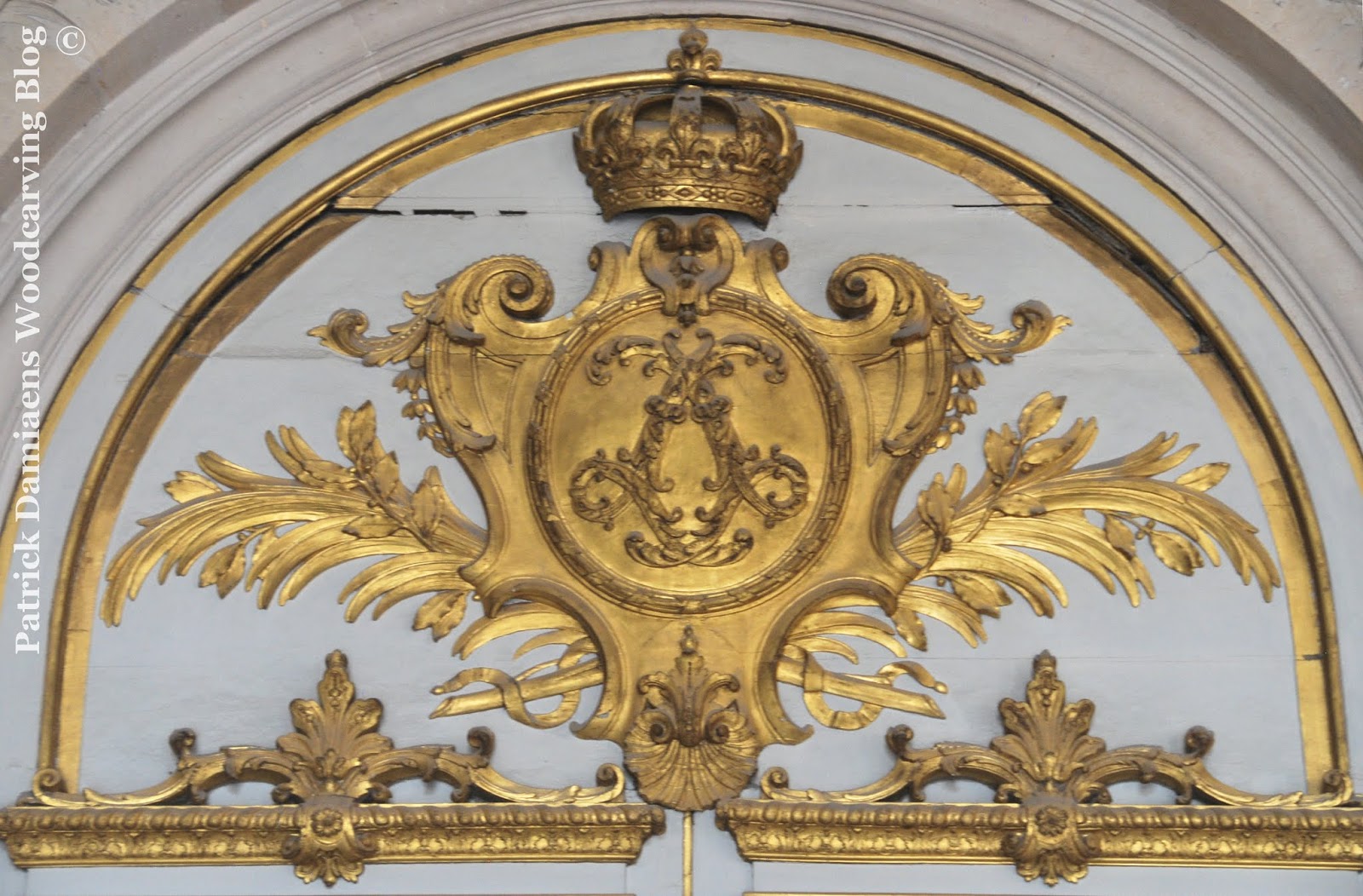 ORNAMENTAL WOODCARVER Patrick Damiaens: Royal monogram of Louis XIV ...