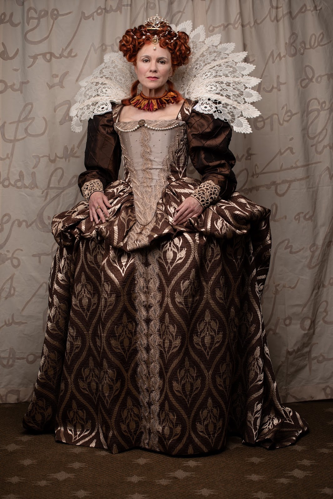 Elizabethan Era Dresses
