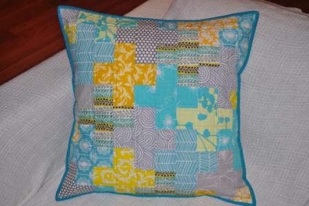 Chasing Cottons: Fusible Thread Tutorial - Featured Blogger Amelia
