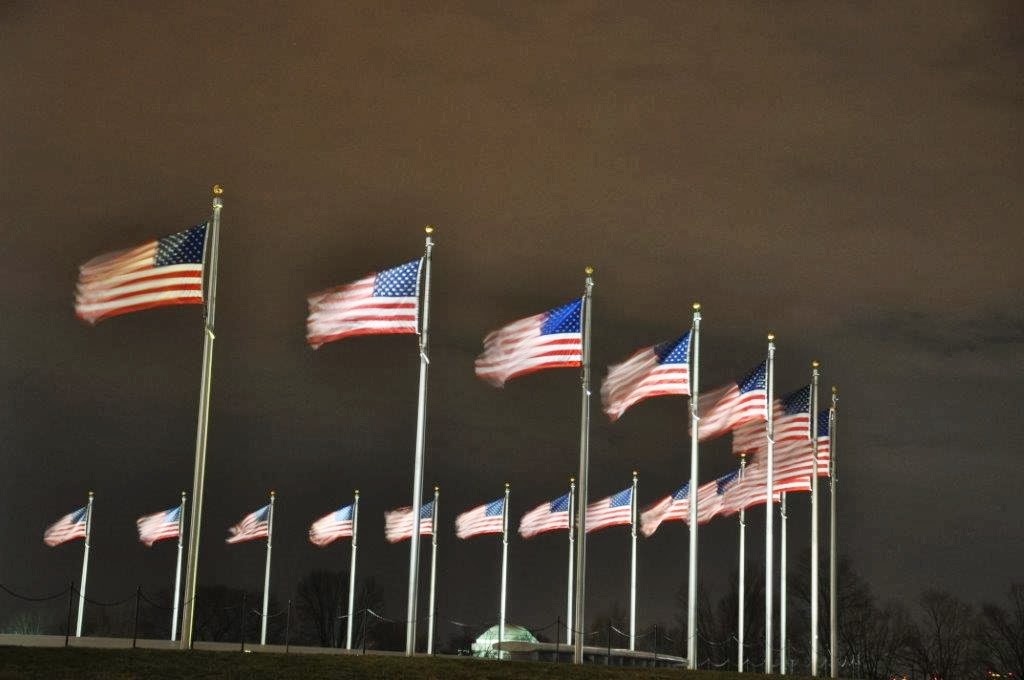 Beautiful and Creative American Flag Displays - FlagRunners