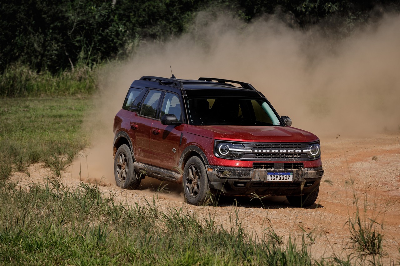 Volta Rápida: Ford lança Bronco Sport no Brasil em versão única por R ...