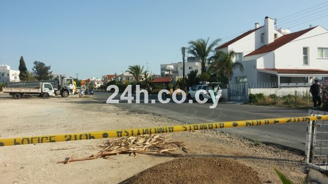 ΠΡΙΝ ΛΙΓΟ... ΜΑΚΕΛΕΙΟ ΣΤΗΝ ΚΥΠΡΟ...!!! ΣΚΟΤΩΣΕ ΤΗΝ 13ΧΡΟΝΗΚΟΡΗ ΤΟΥ ΚΑΙ ...