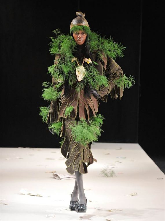 Is it weird ?: Weird Fashion