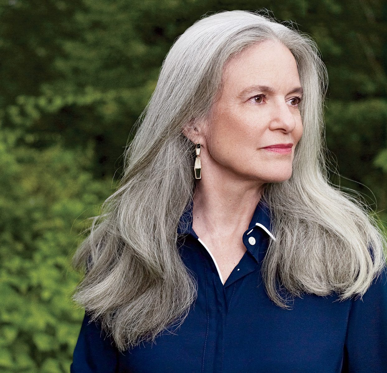 The Art Divas / Divas of Verse: I Go Back to May 1937 by Sharon Olds