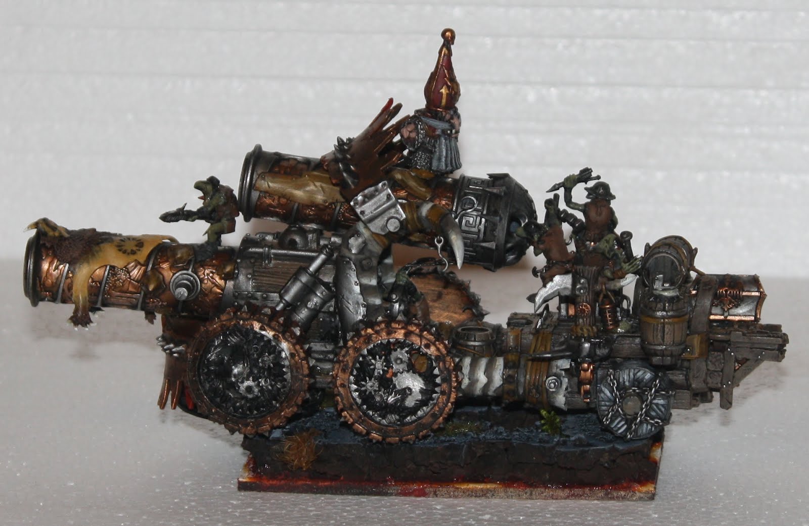 Over Da Top Gaming: Chaos Dwarf Iron Daemon